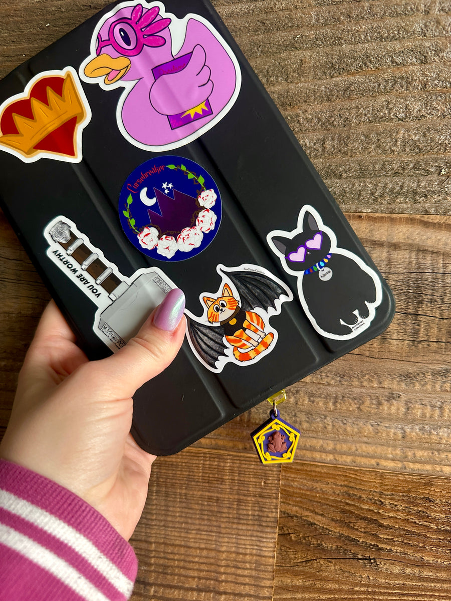 Fudge Frog Magical E Reader Charm | USB C Electronic Dust Plug | Booki ...